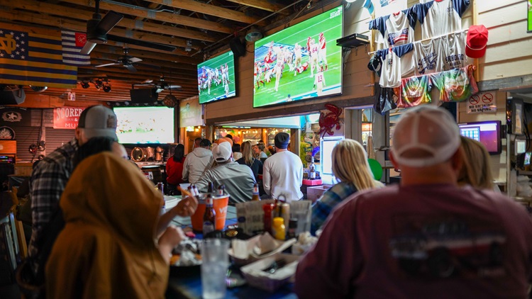 Skip Broadway! Dive Bars, Killer Eats, and Live Music You Can Actually ...